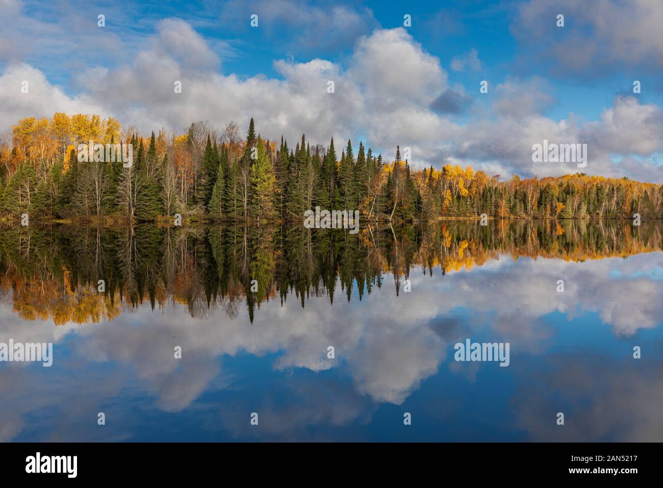 Day Lake in the Chequamegon National Forest Stock Photo - Alamy