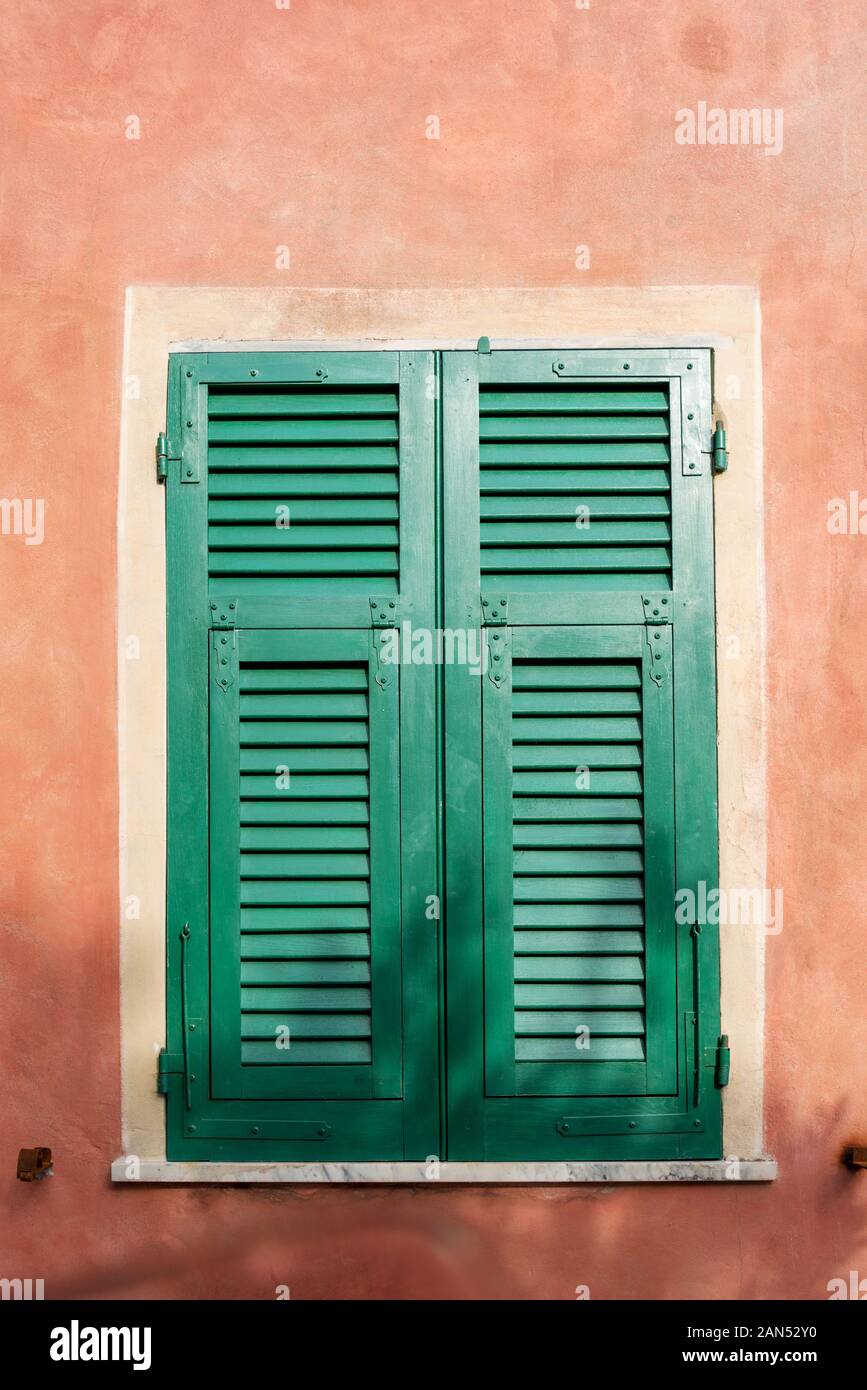 Shadow on shutter hi-res stock photography and images - Alamy