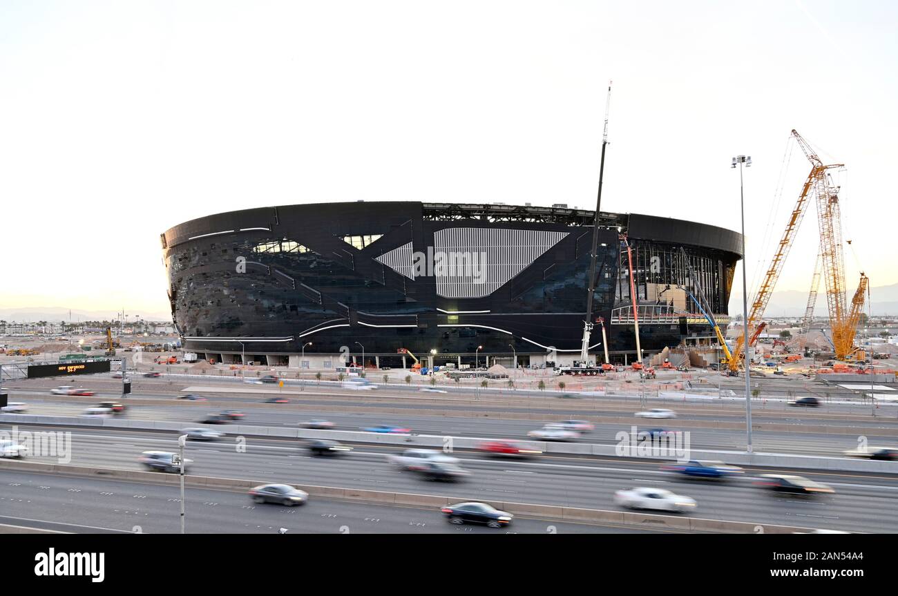 Allegiant stadium construction hi-res stock photography and images - Alamy
