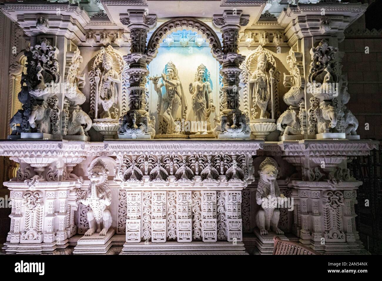 Baps shri swaminarayan mandir hi-res stock photography and images - Alamy