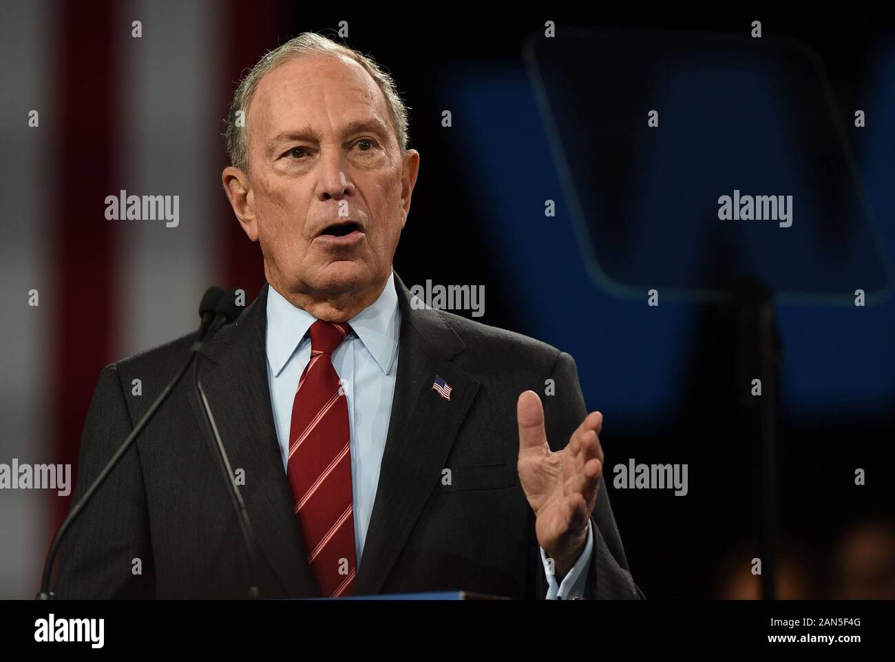 Event kickoff hi-res stock photography and images - Alamy