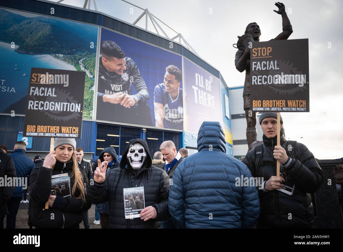 Facial recognition technology wales hi-res stock photography and images ...