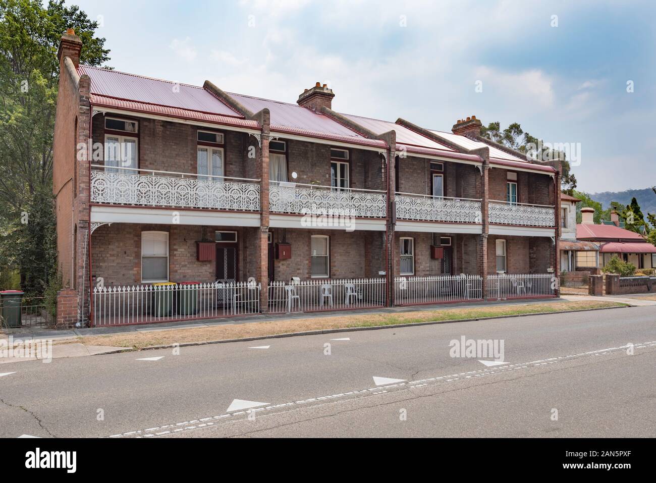 Double row houses hi-res stock photography and images - Alamy