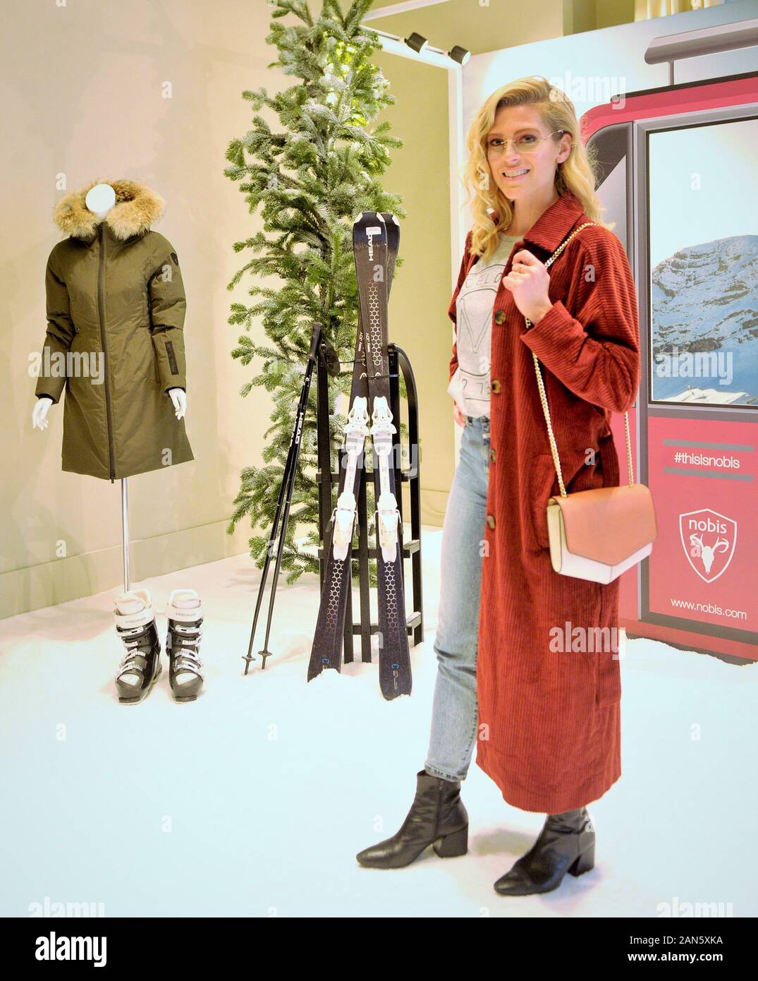 Nele Kiper beim Nobis Collection Viewing auf der Berlin Fashion Week ...