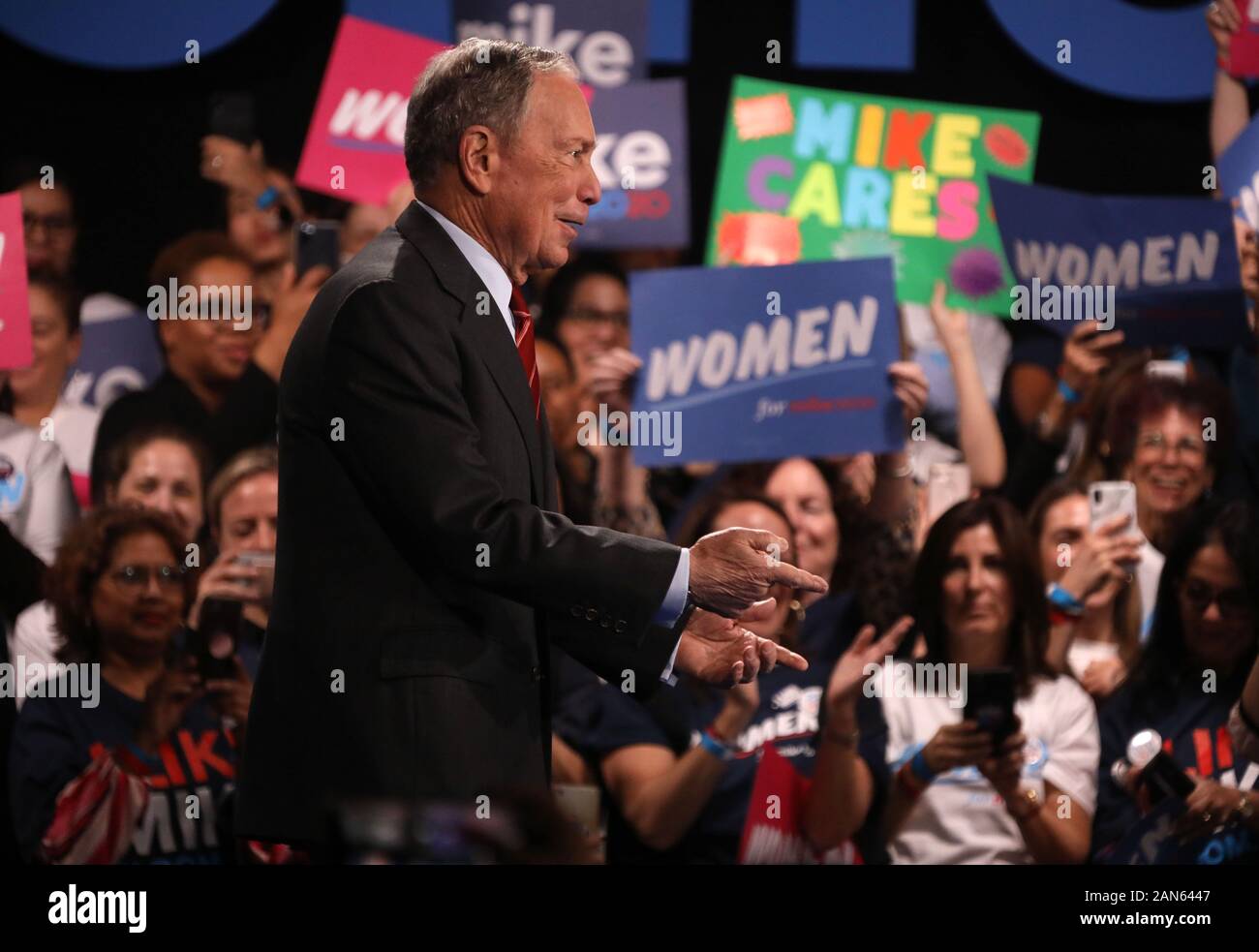 New York, New York, USA. 15th Jan, 2020. Democratic Presidential ...