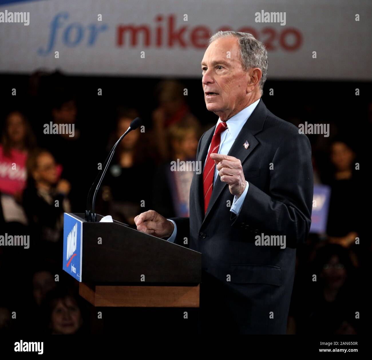 New York, New York, USA. 15th Jan, 2020. Democratic Presidential ...