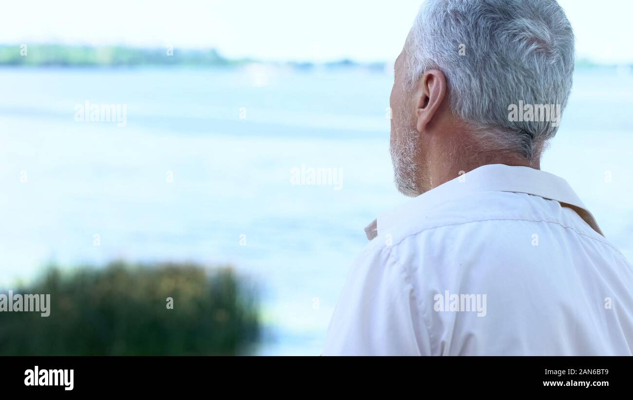Man looking at river hi-res stock photography and images - Alamy