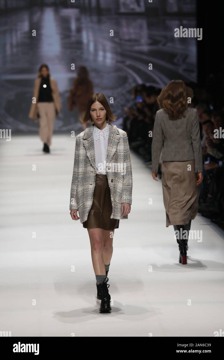Berlin: Models on the catwalk at the MBFW in the Kraftwerk Berlin ...