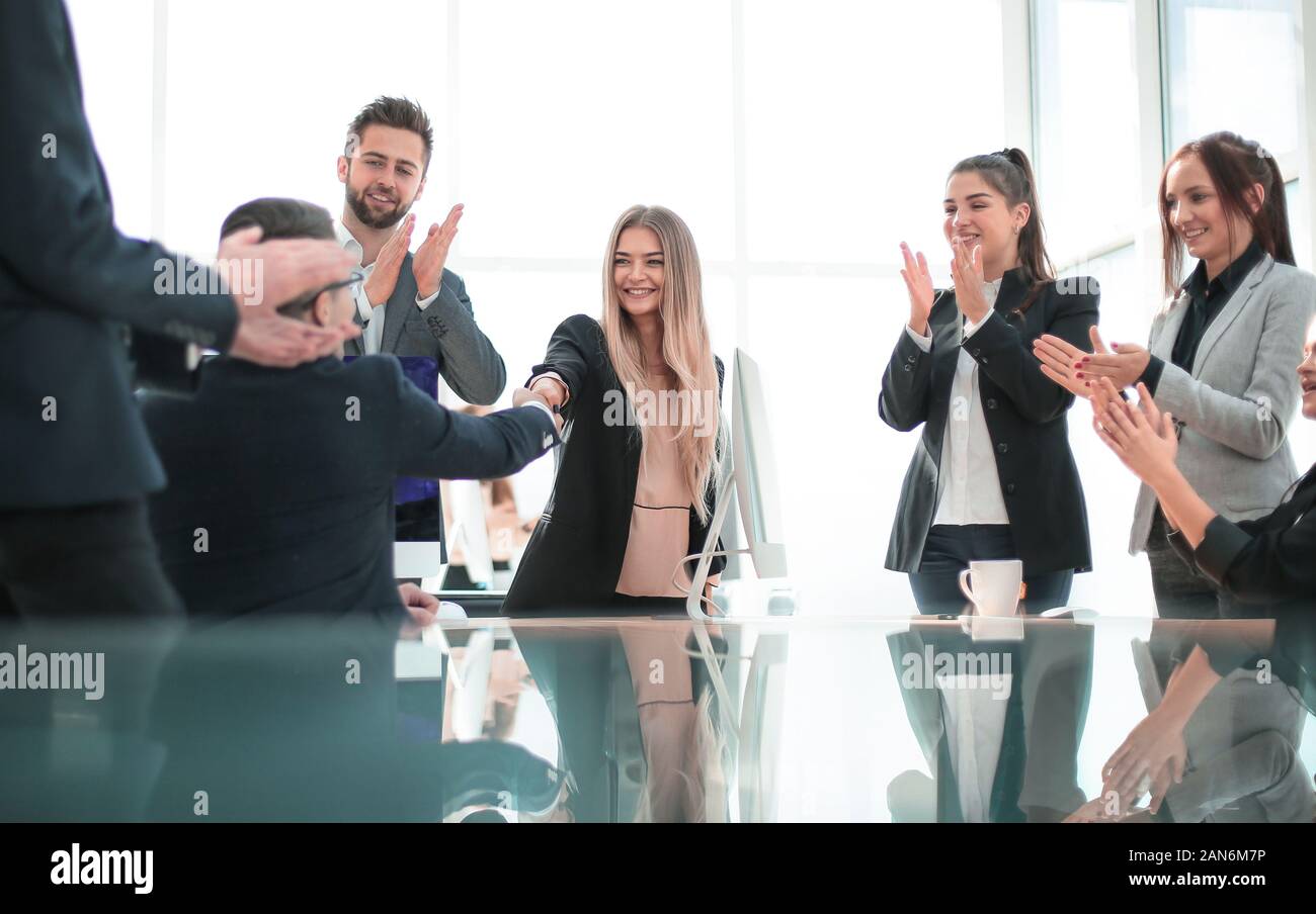 business team supporting business partners with applause Stock Photo ...