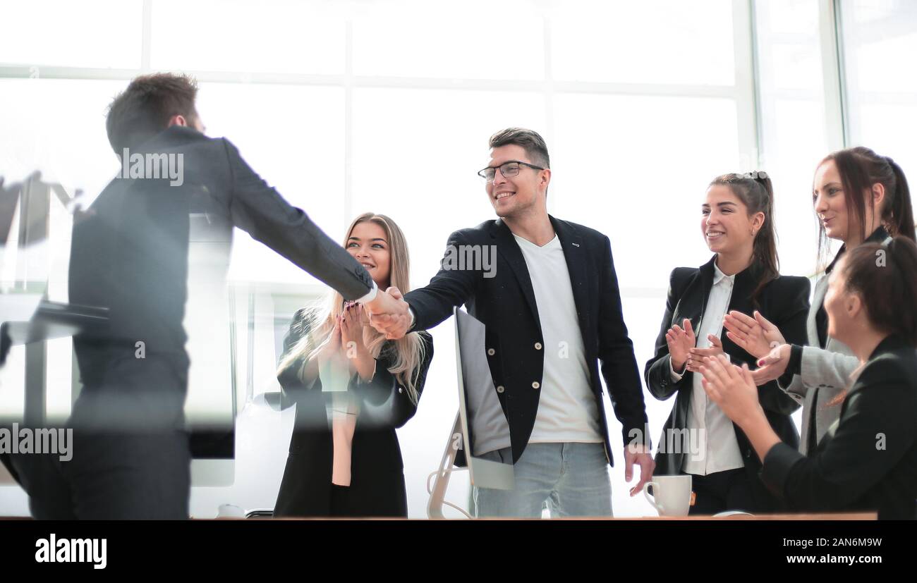 business team supporting business partners with applause Stock Photo ...