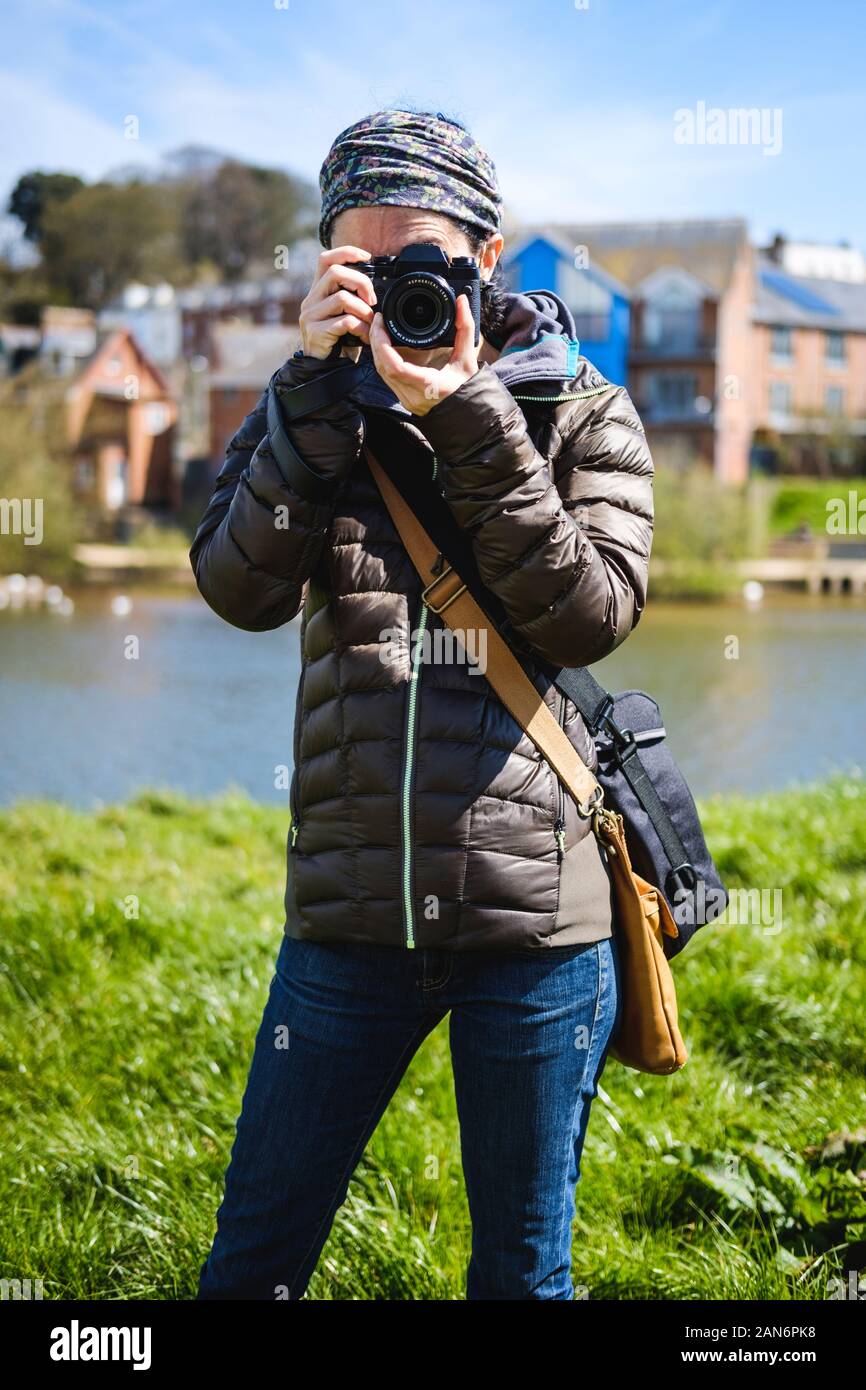 Direct to camera hi-res stock photography and images - Alamy