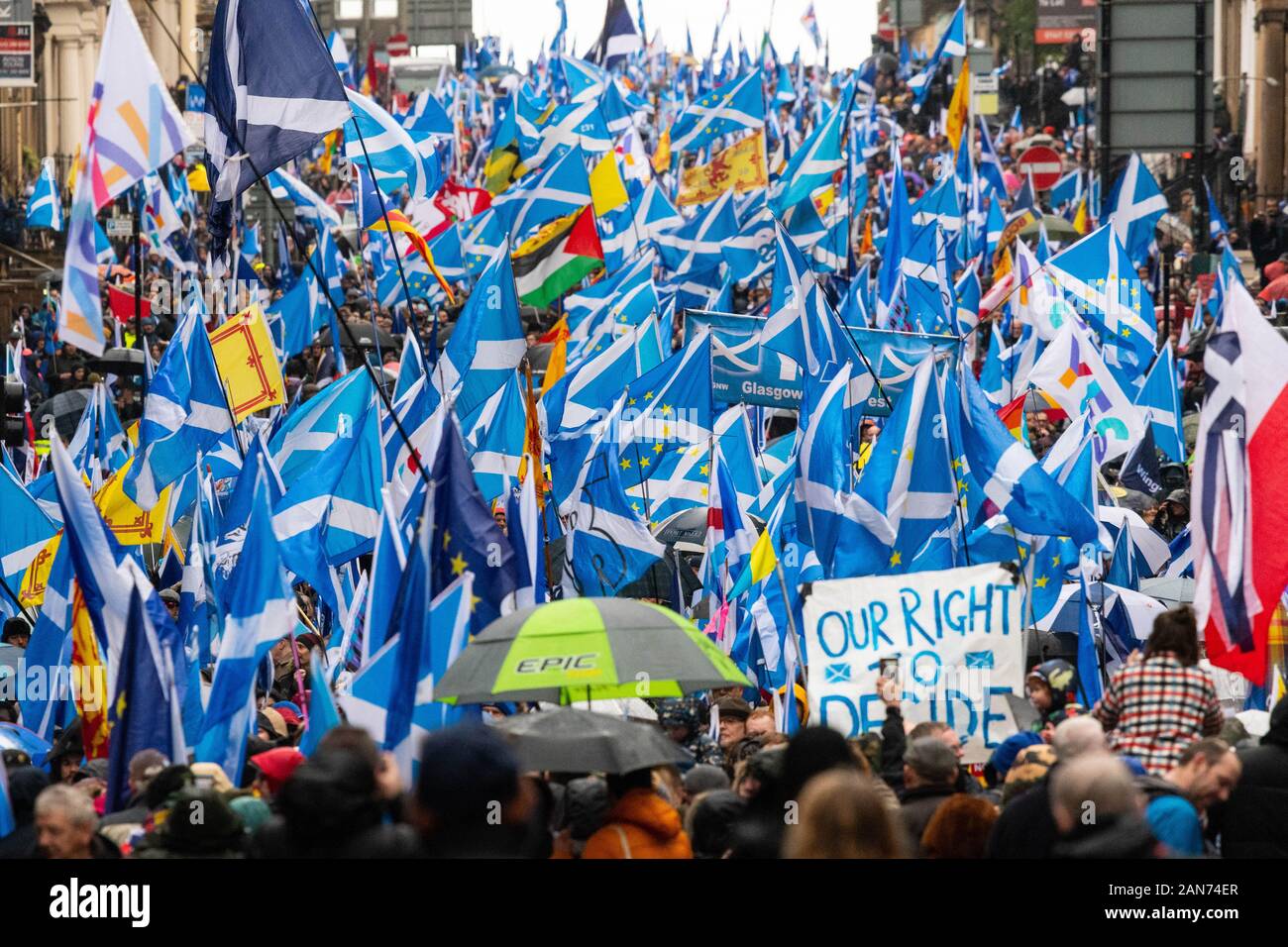 Scottish supporters hi-res stock photography and images - Alamy