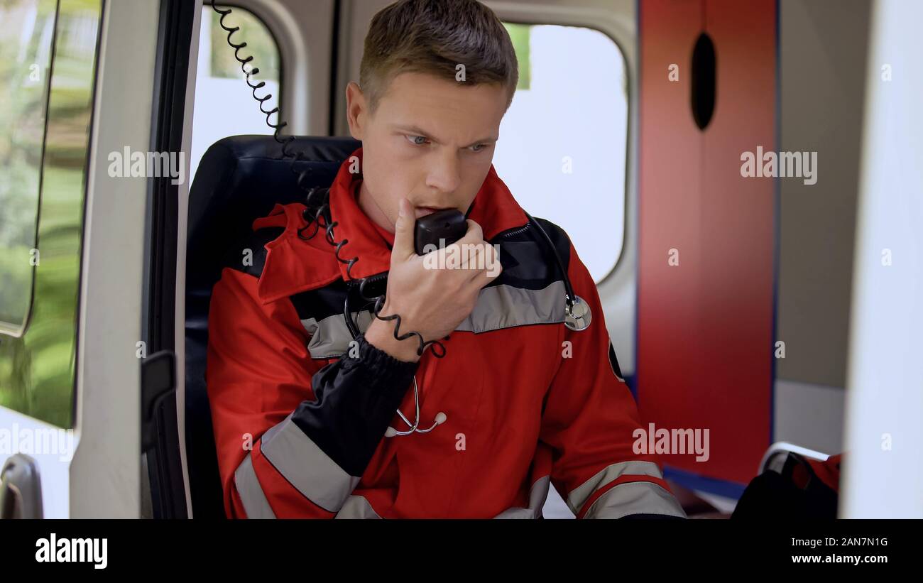 911 dispatcher hi-res stock photography and images - Alamy