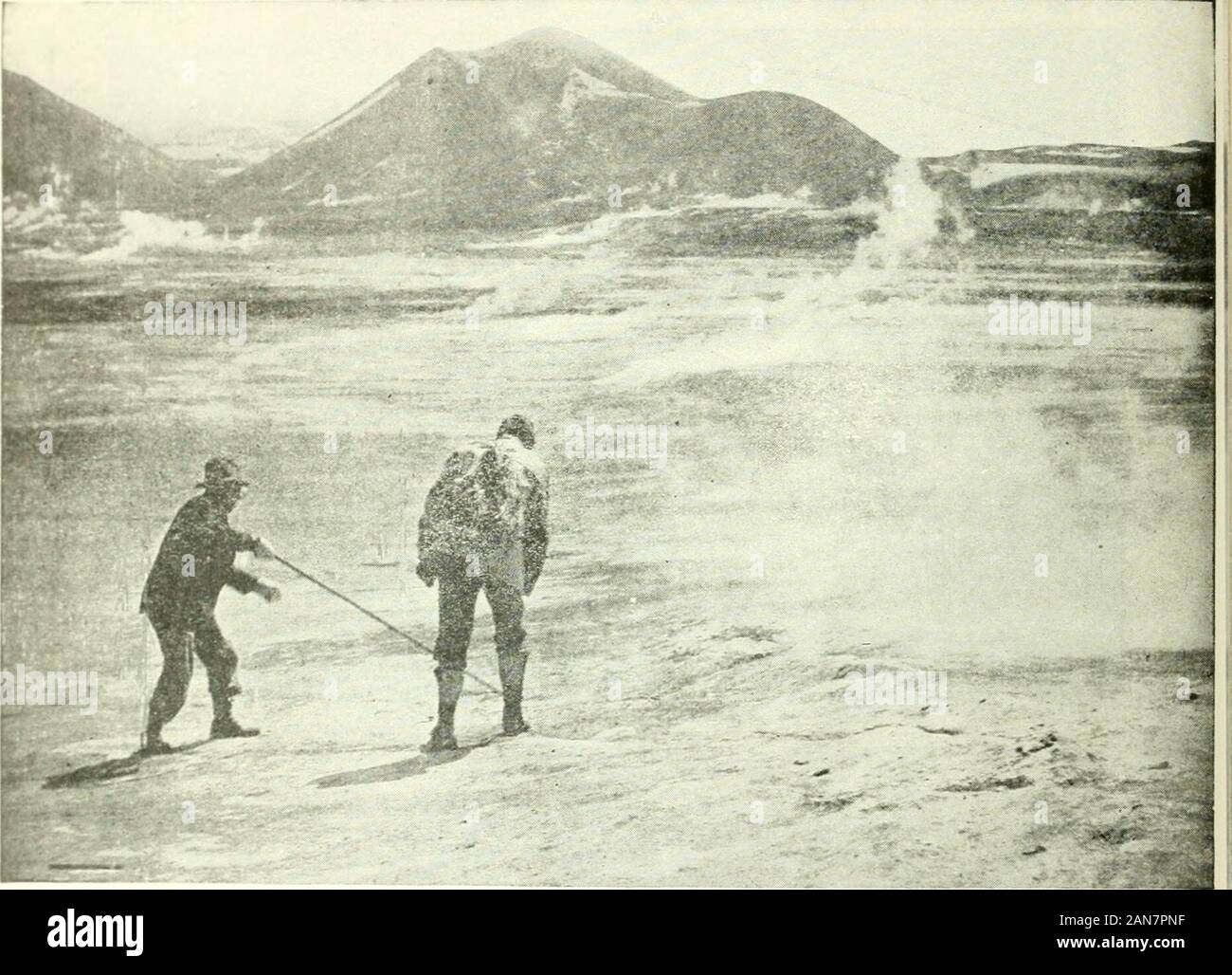 Geophysical laboratory hi-res stock photography and images - Alamy