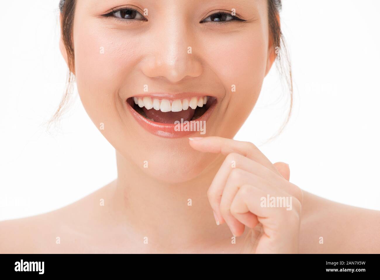 Beautiful smile with healthy teeth, close-up Stock Photo - Alamy