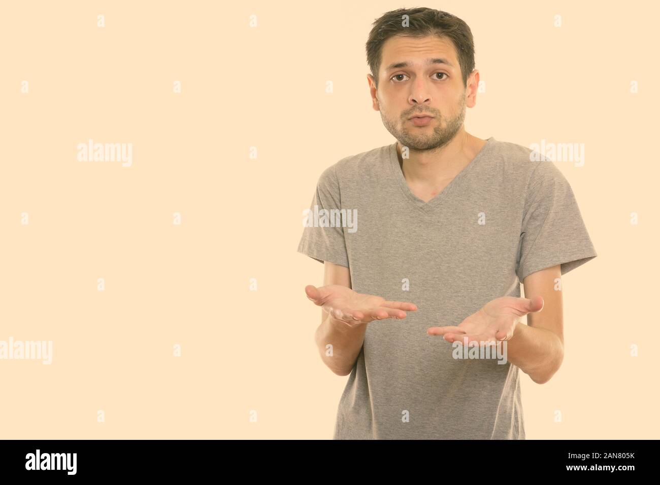 Confused people hi-res stock photography and images - Alamy
