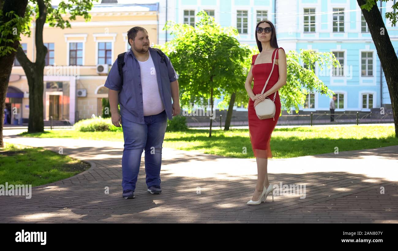 Fat guy hi-res stock photography and images - Alamy