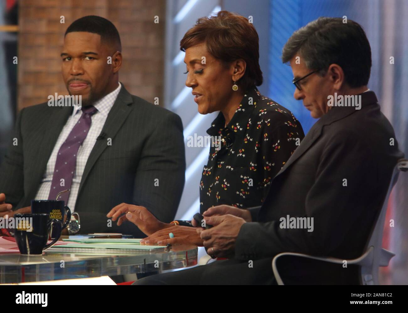 January 15, 2020 Michael Strahan, Robin Roberts, George Stephanopoulos ... January 15, 2020 Michael Strahan, Robin Roberts, George Stephanopoulos ...
