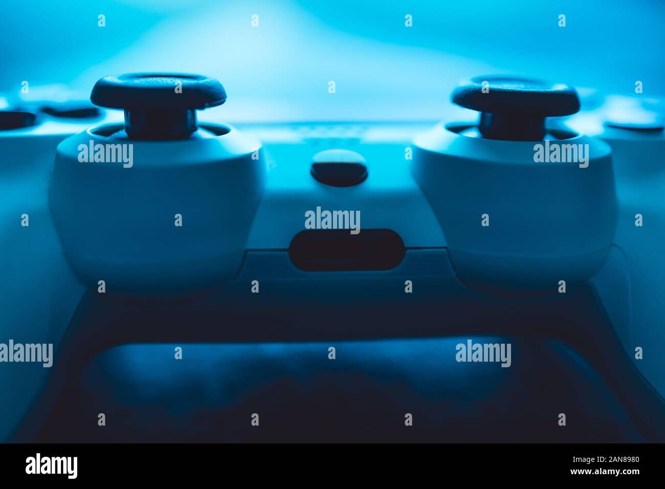 Tv game controller hi-res stock photography and images - Alamy