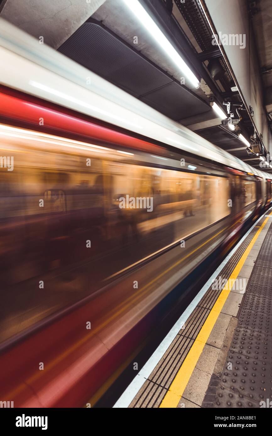 Tube train movement speed blur london underground motion hi-res stock ...