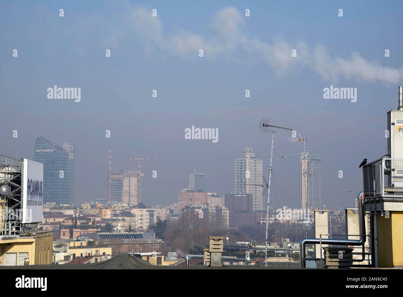 Milan smog hi-res stock photography and images - Alamy