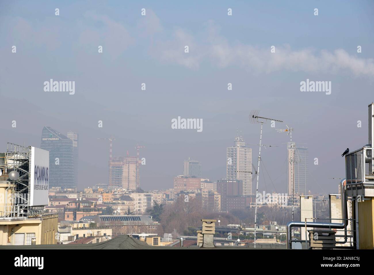 Milan smog hi-res stock photography and images - Alamy