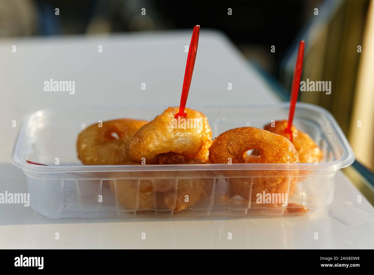 Doughnut vendor hi-res stock photography and images - Alamy
