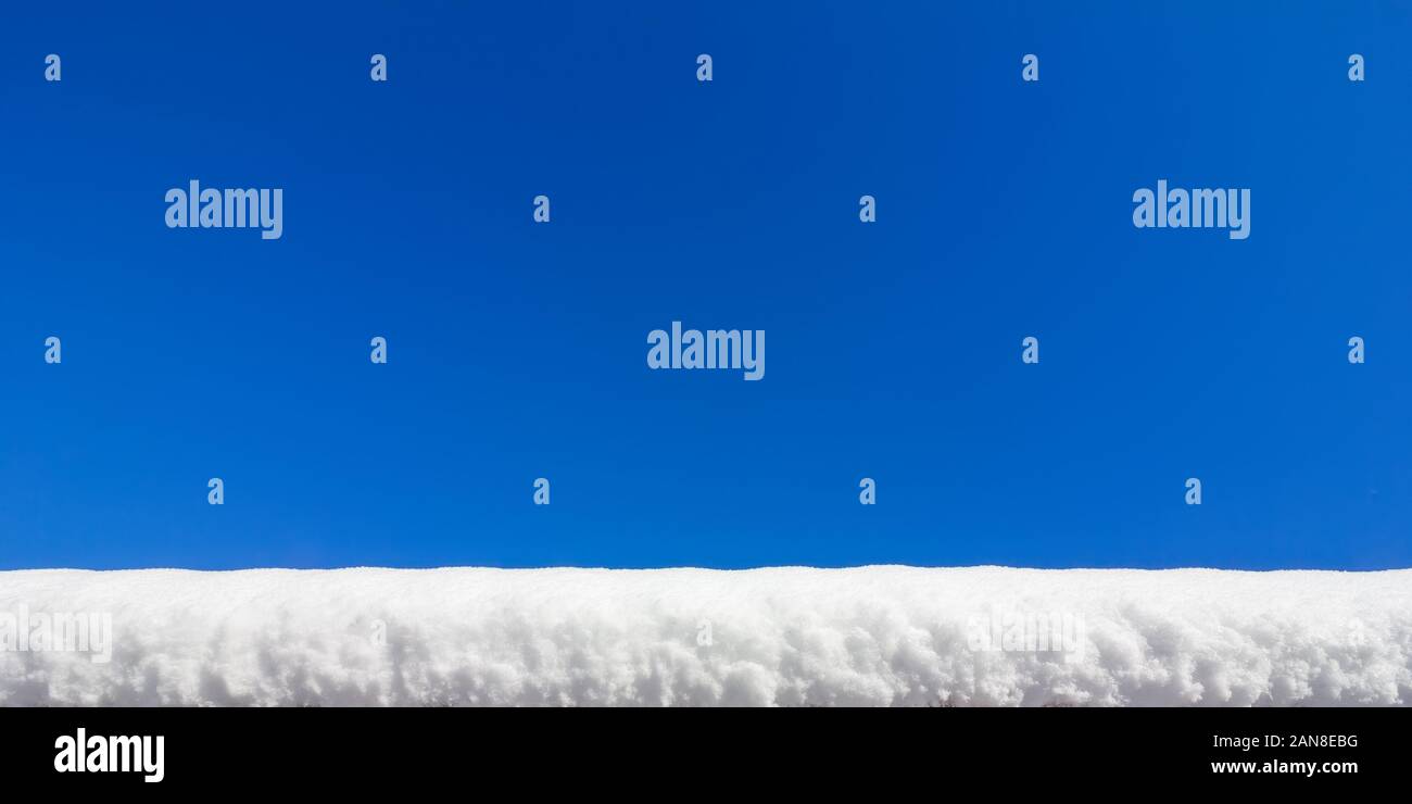 Snowdrift layer hi-res stock photography and images - Alamy