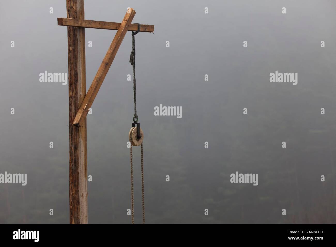 Well pulley white background hi-res stock photography and images - Alamy