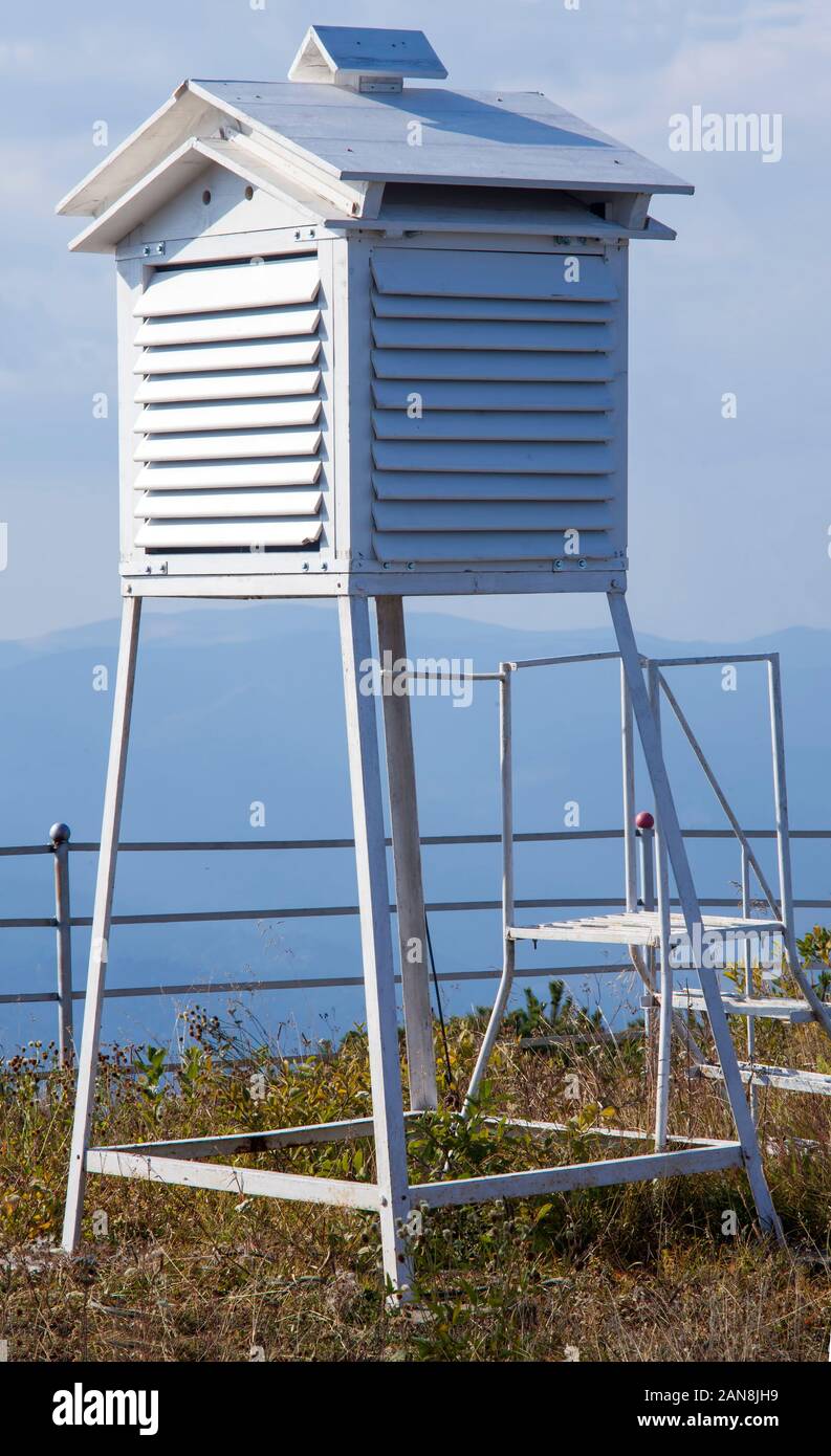 old weather station in the mountain Stock Photo - Alamy