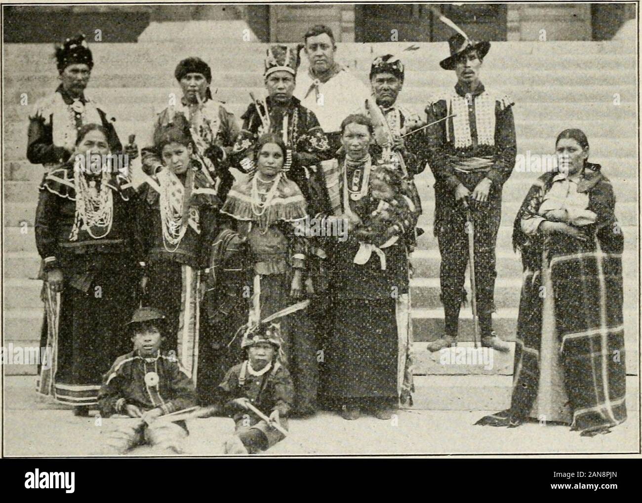 Menominee indian tribe hi-res stock photography and images - Alamy