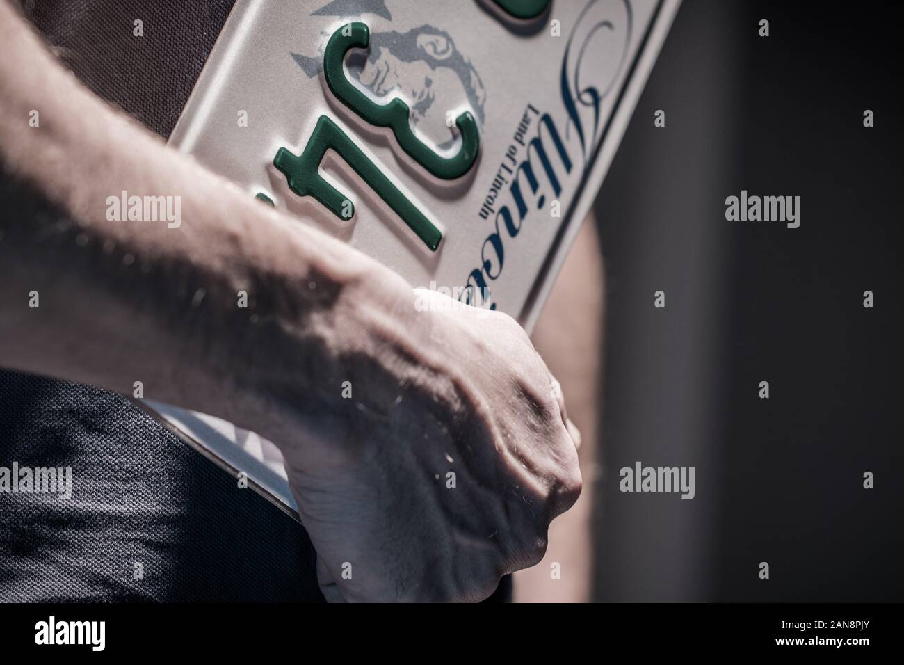 Illinois license plate hi-res stock photography and images - Alamy