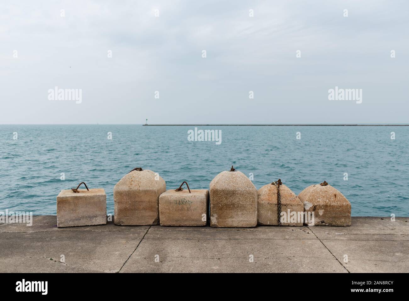 Line up lining up hi-res stock photography and images - Alamy