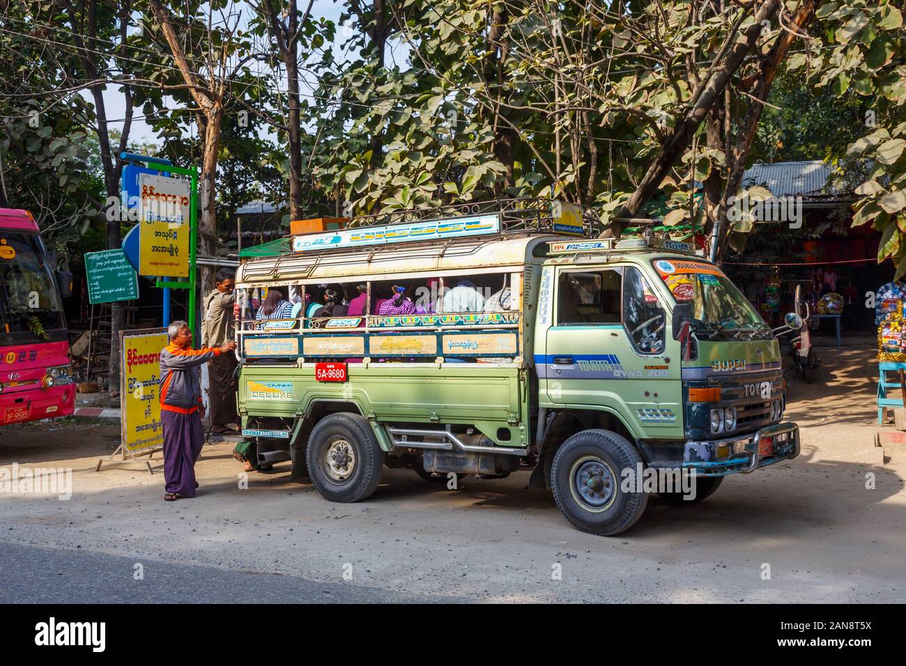 Burma myanmar truck vehicle hi-res stock photography and images - Alamy