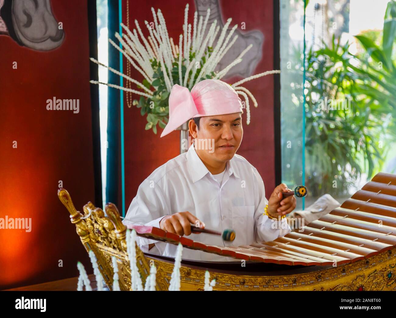 Myanmar burma music hi-res stock photography and images - Alamy