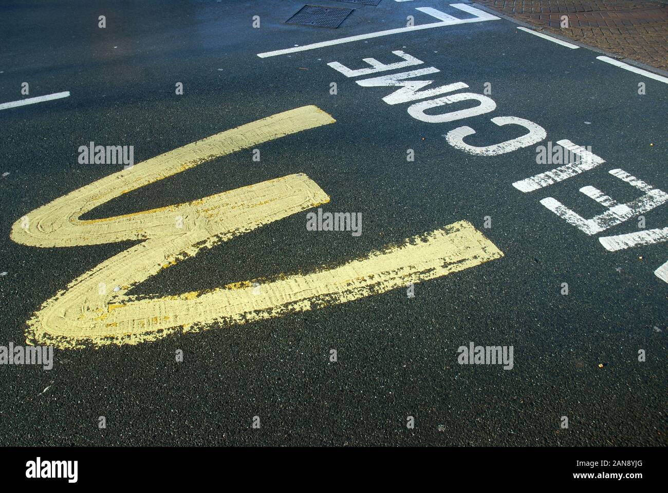 Macdonalds signs hi-res stock photography and images - Alamy