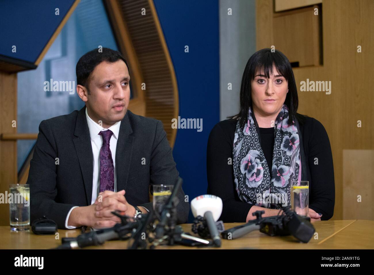 Infection queen elizabeth university hospital hi-res stock photography ...