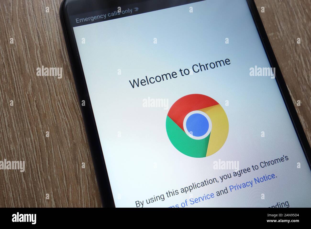 Google Chrome app displayed on a new modern smartphone Stock Photo - Alamy