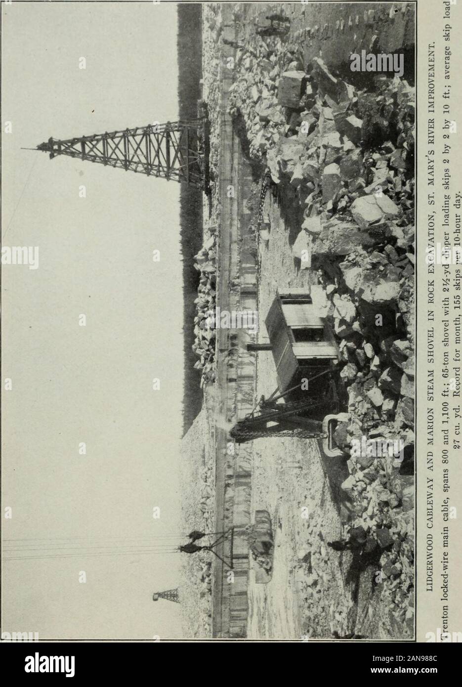 175 foot span hi-res stock photography and images - Alamy