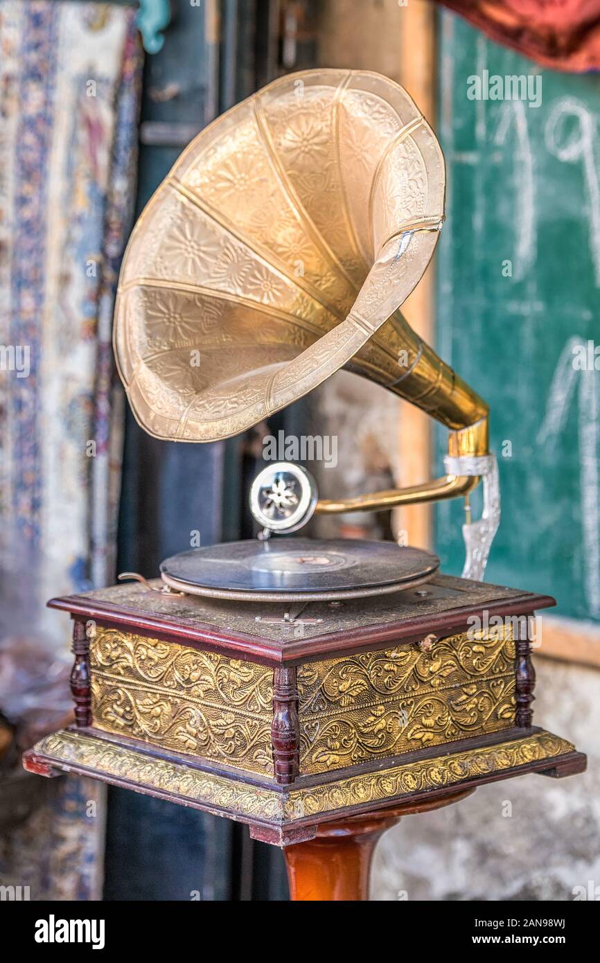 Flea market at old city of Jaffo, Tel Aviv, Israel Stock Photo - Alamy