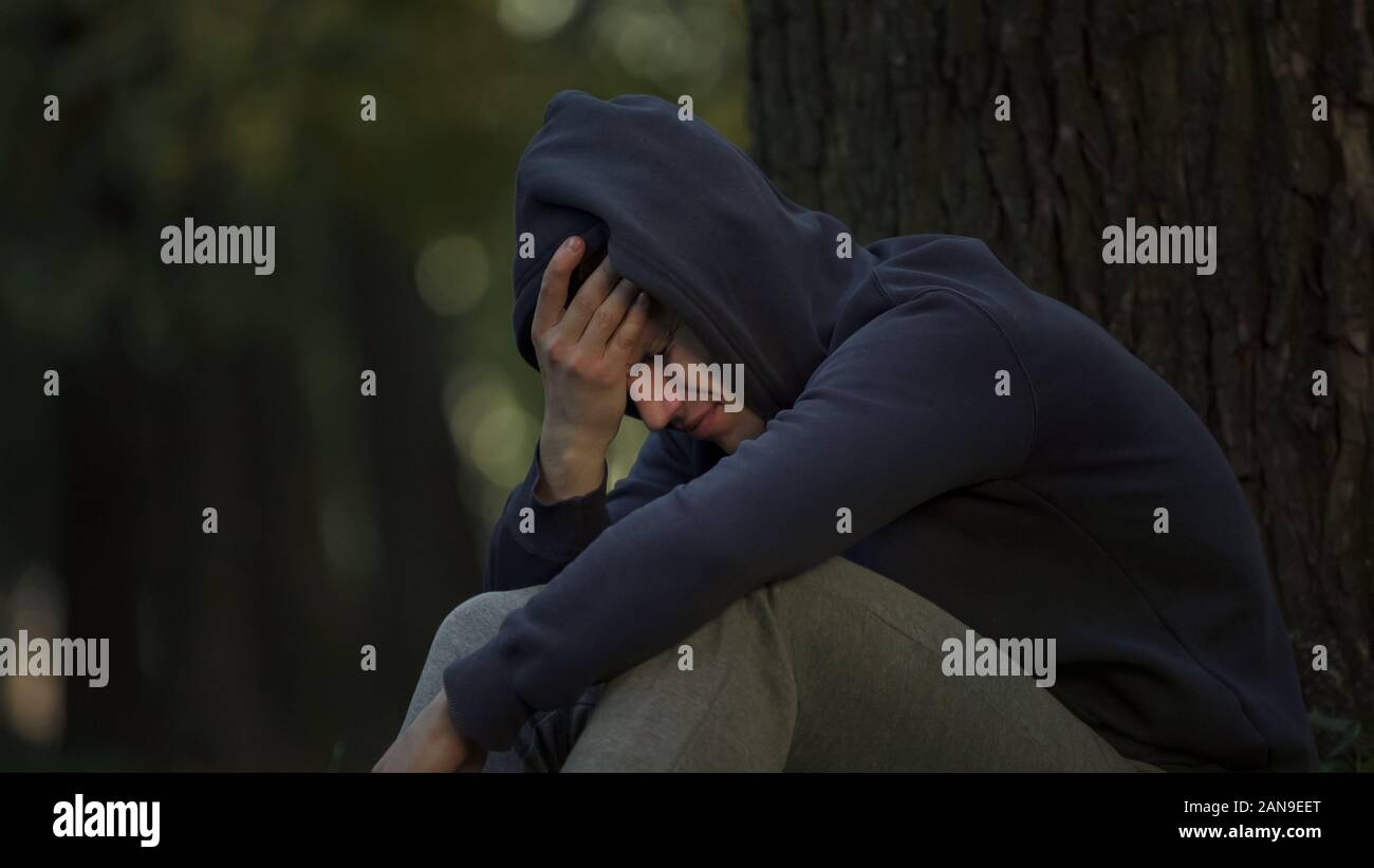 Drug addict man hi-res stock photography and images - Alamy