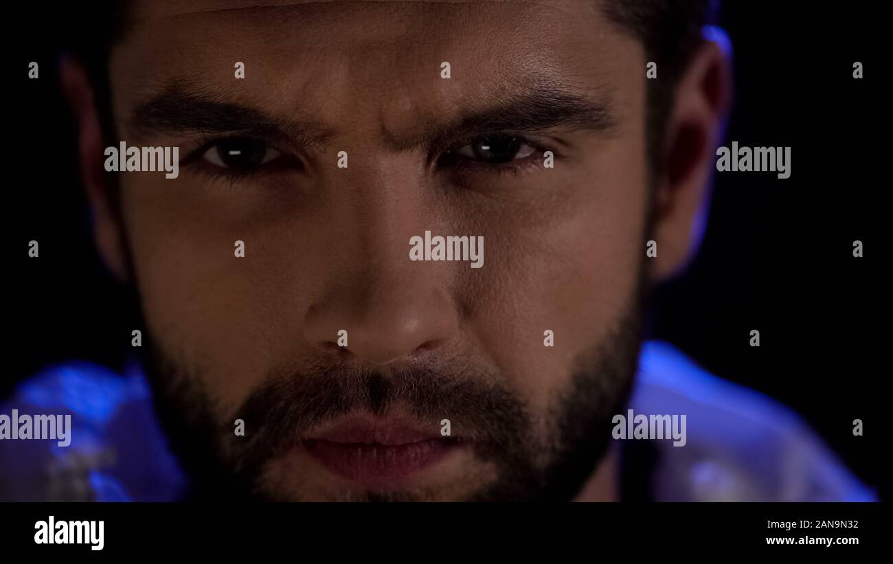 Concentrated male face closeup, work attention, professional thinking ...
