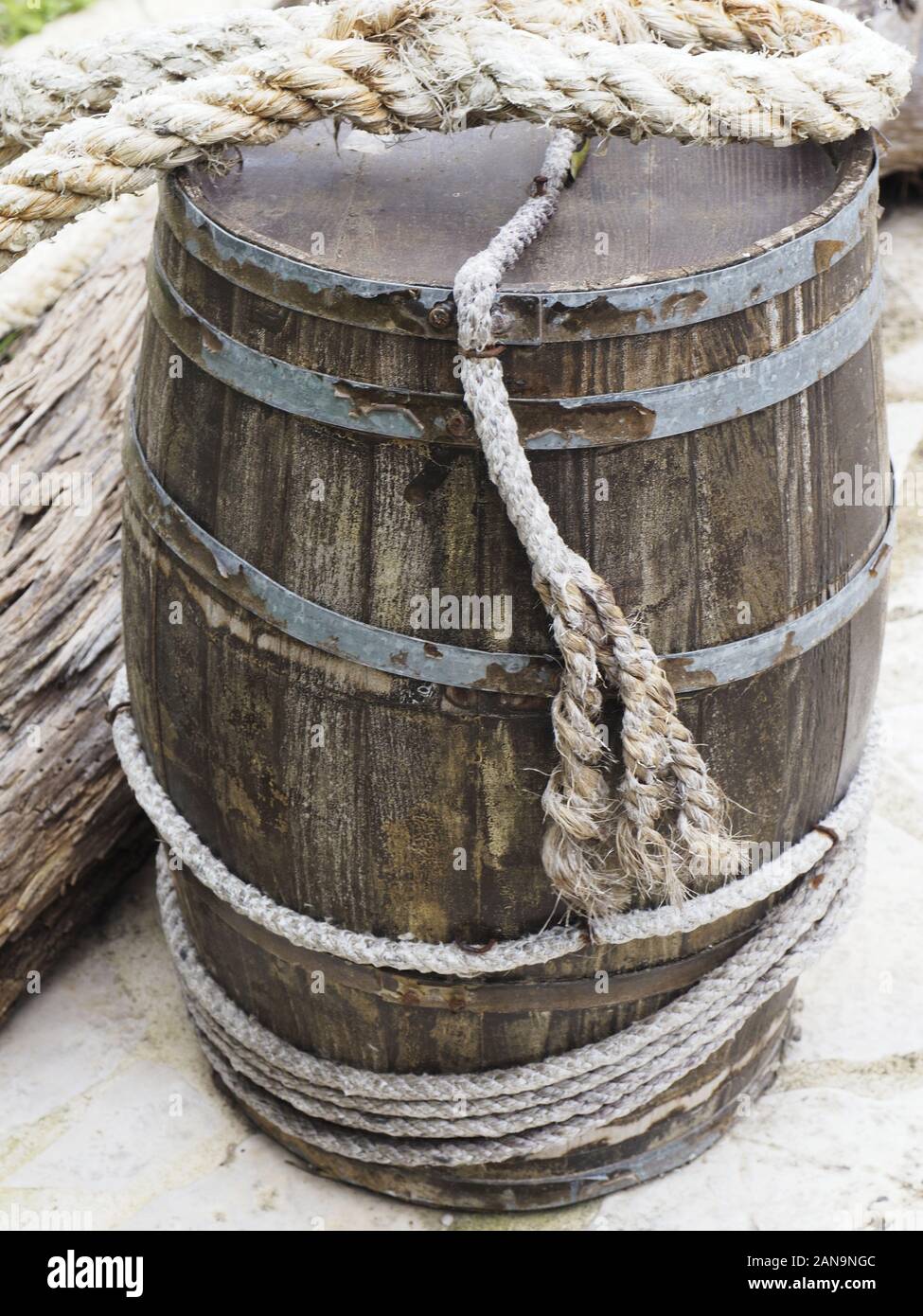 Wine barrel craftsmanship hi-res stock photography and images - Alamy