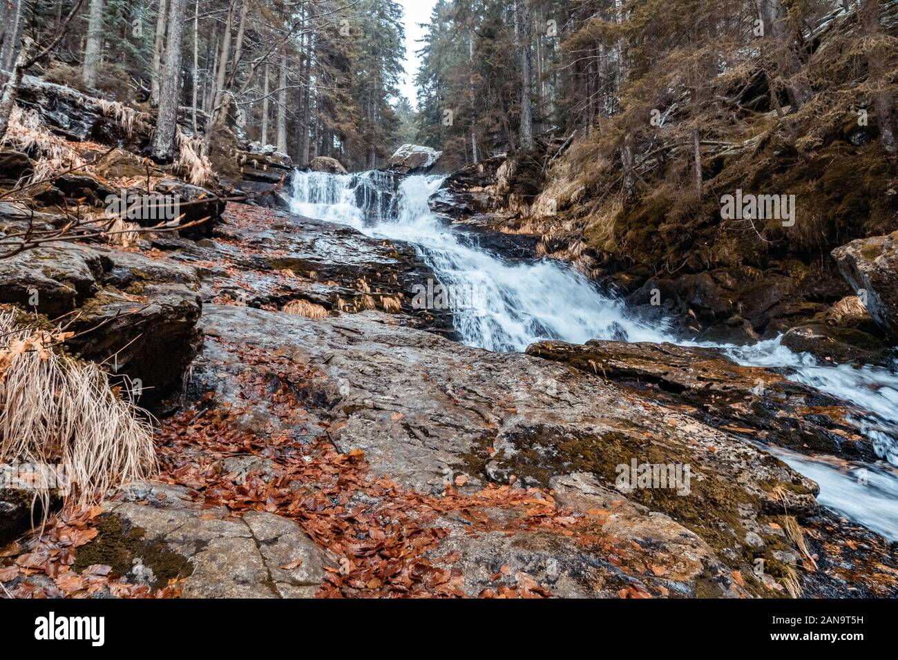 Outdoor cascade hi-res stock photography and images - Alamy