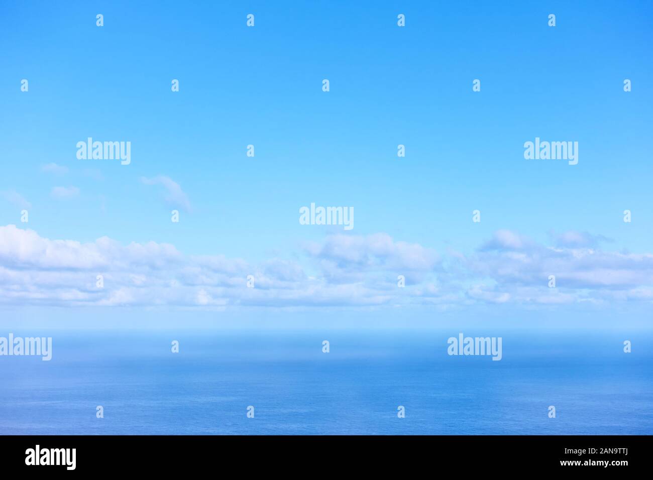 Blue natural background hi-res stock photography and images - Alamy