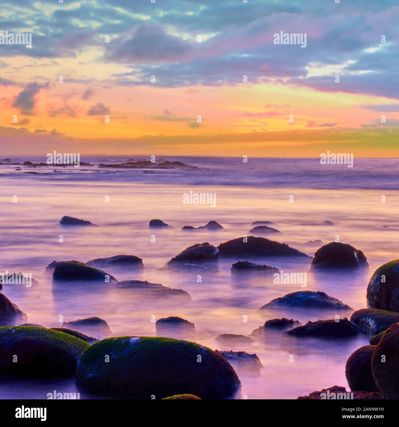 Sea sunset wallpaper hi-res stock photography and images - Alamy
