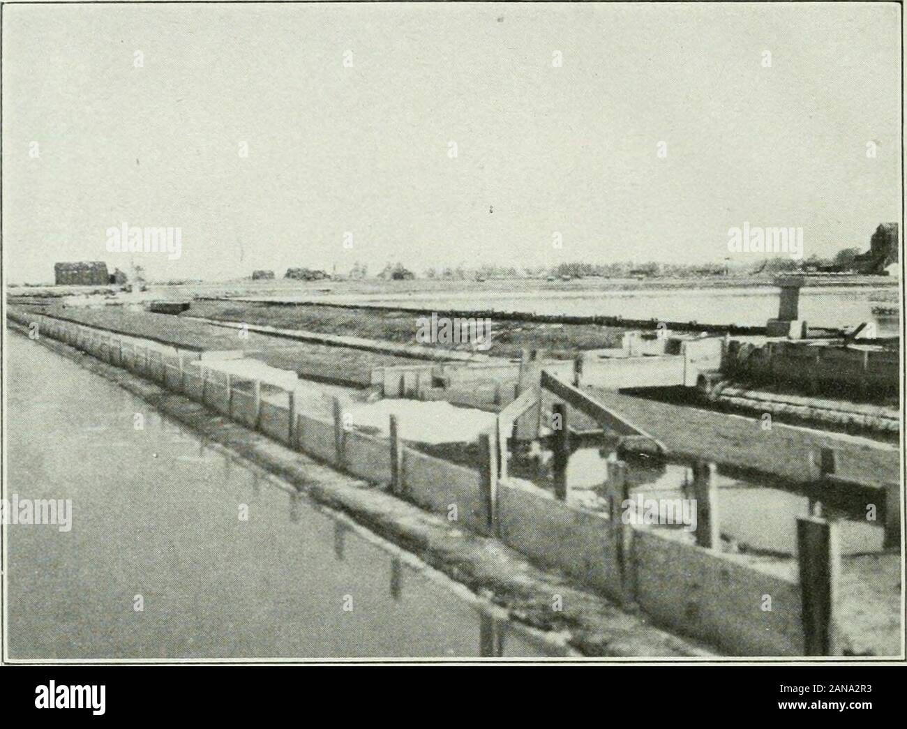 Bulletin . SALT PONDS AND SALT PILES AT PLANT OF UNION PACIFIC SALT CO ...