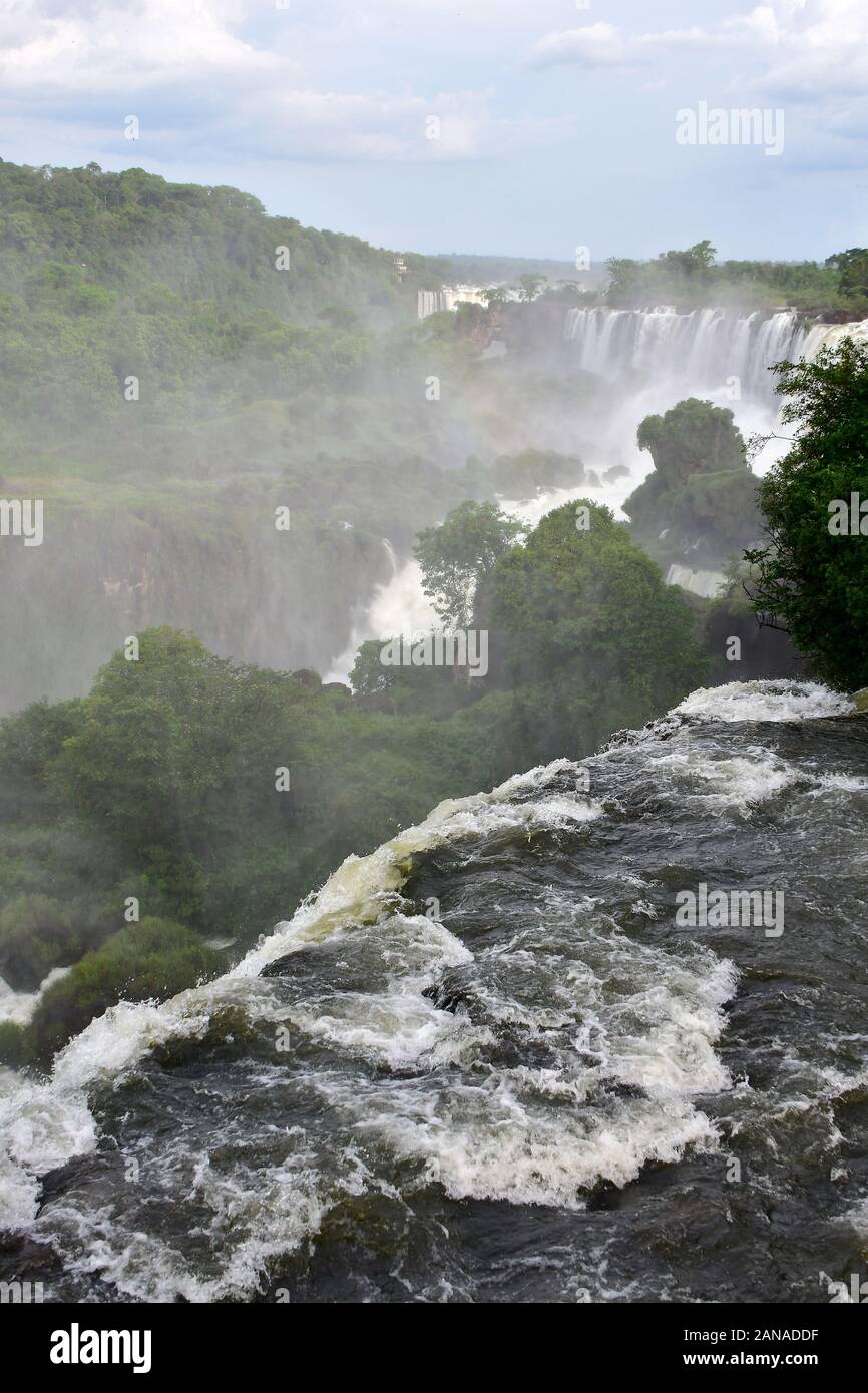 Iguazu Falls, Cataratas del Iguazú, Iguazu National Park, Misiones ...