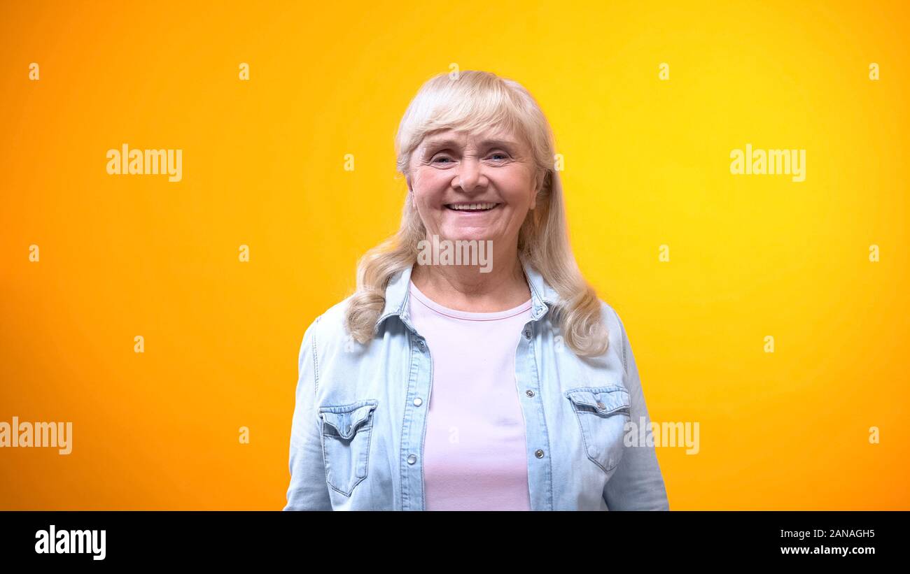 Old Lady Customer Service High Resolution Stock Photography and Images ...