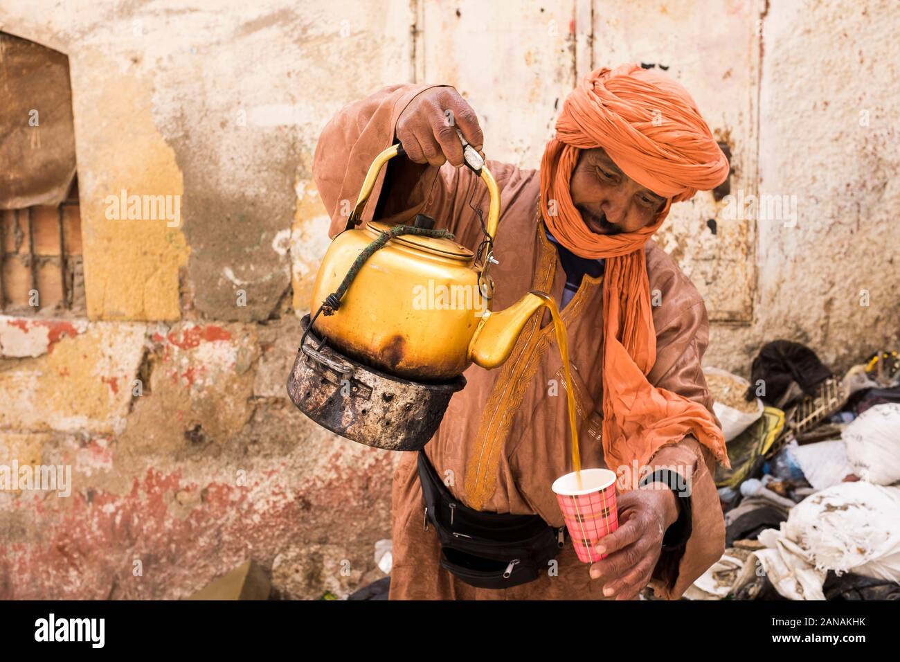 Traditional berber costume hi-res stock photography and images - Alamy